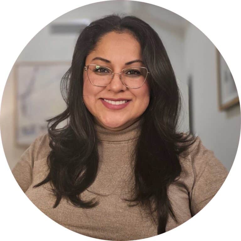 Meet Our New York Therapists | Looking Glass Psychology